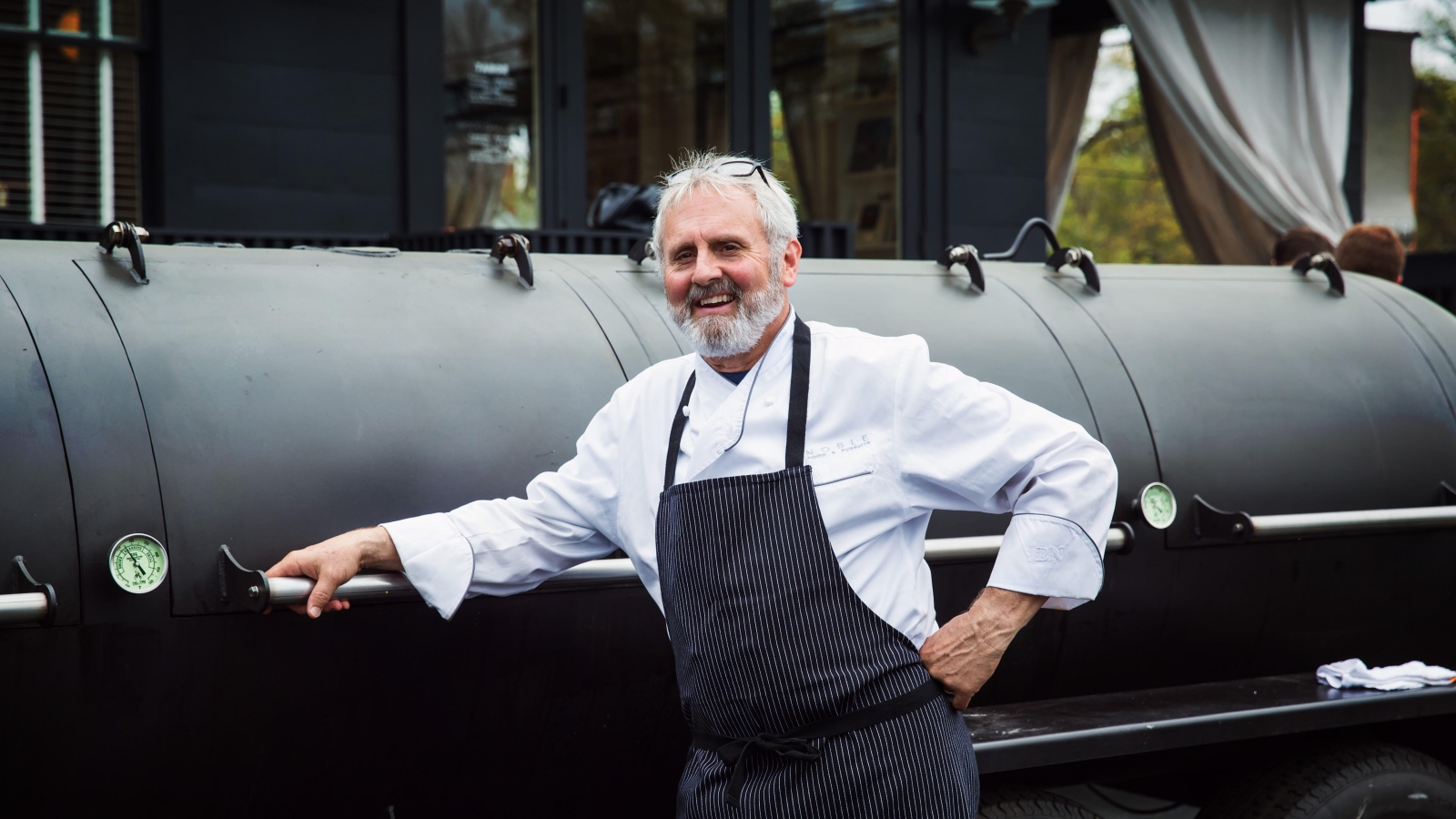 Noble Smoke sets opening date – Unpretentious Palate