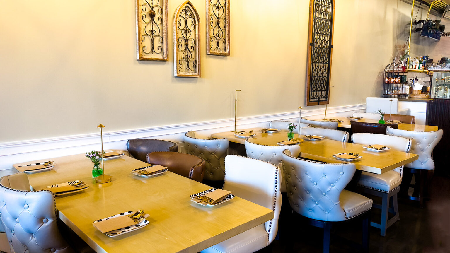The dos and don’ts of restaurant guest etiquette – Unpretentious Palate